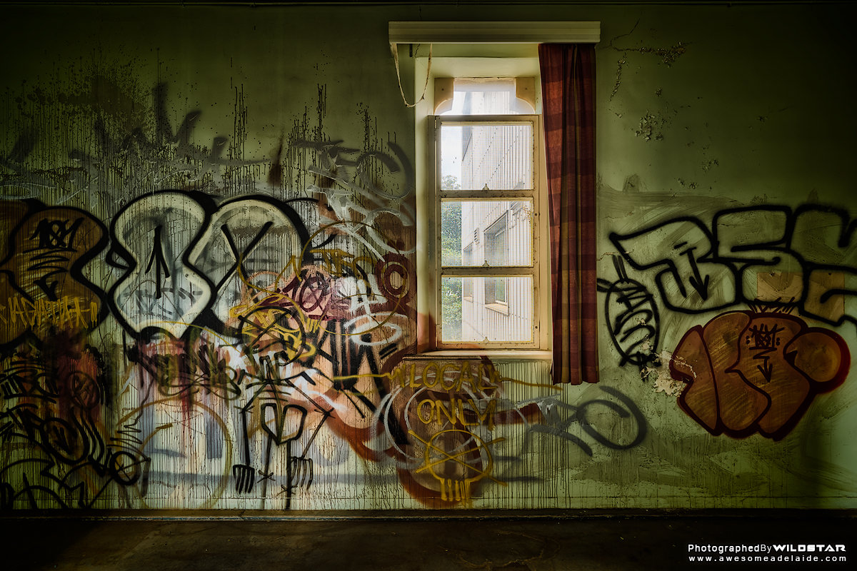 Urban Exploring: Erindale Ward Glenside Hospital — Adelaide